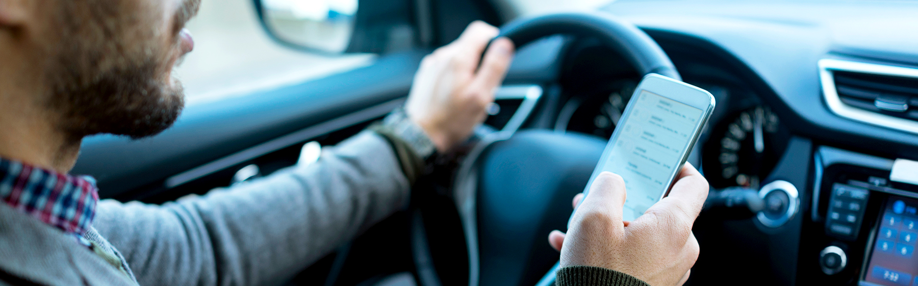 The Dangers of Texting While Driving in Washington, D.C | Roeser Law ...